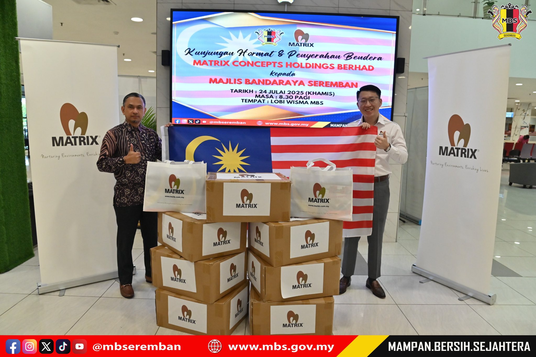 PENYERAHAN BENDERA JALUR GEMILANG DARIPADA MATRIX CONCEPTS HOLDINGS BERHAD KEPADA MBS | Official ...